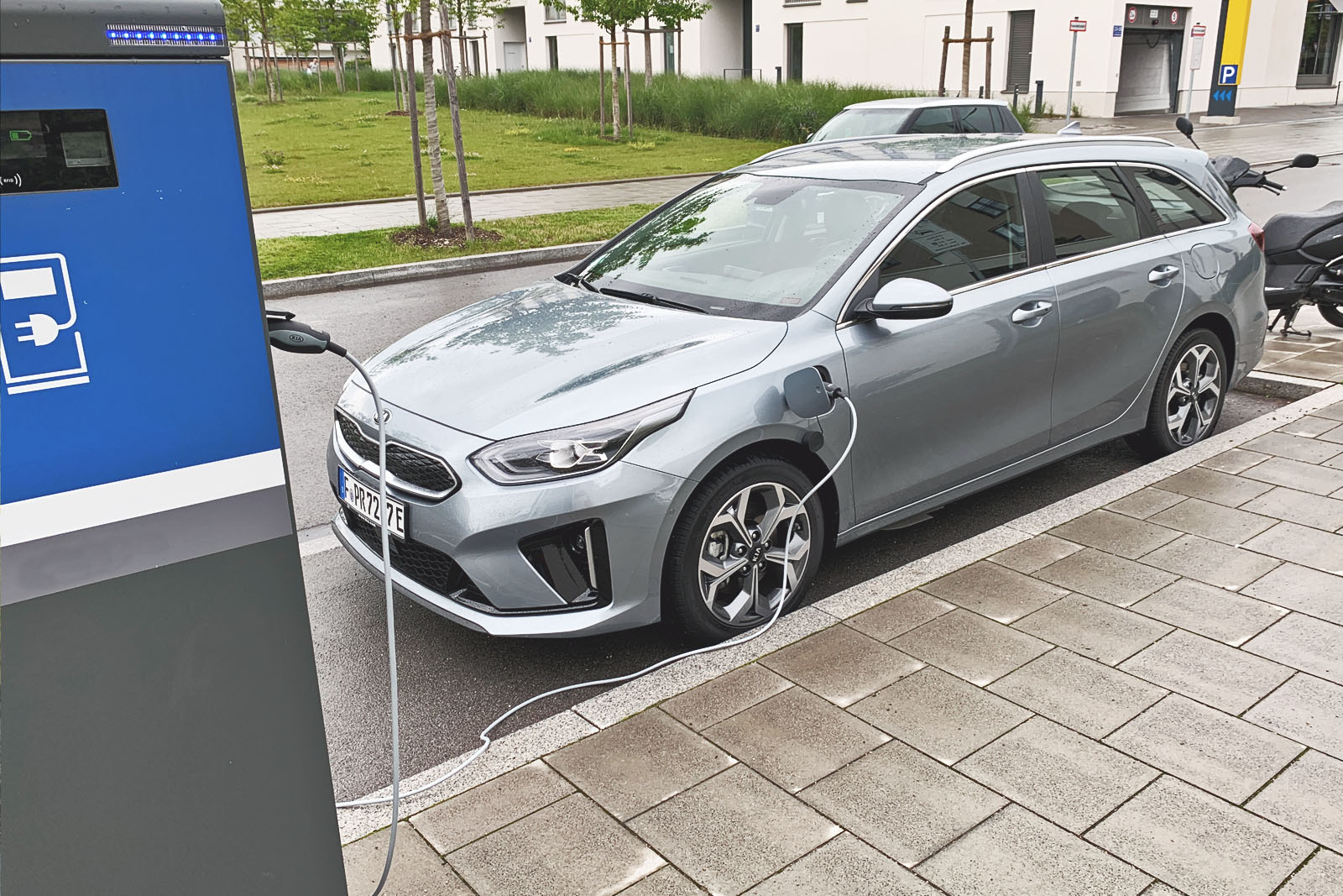 PHEV: Was ist ein Plug-In-Hybrid? - AutoScout24