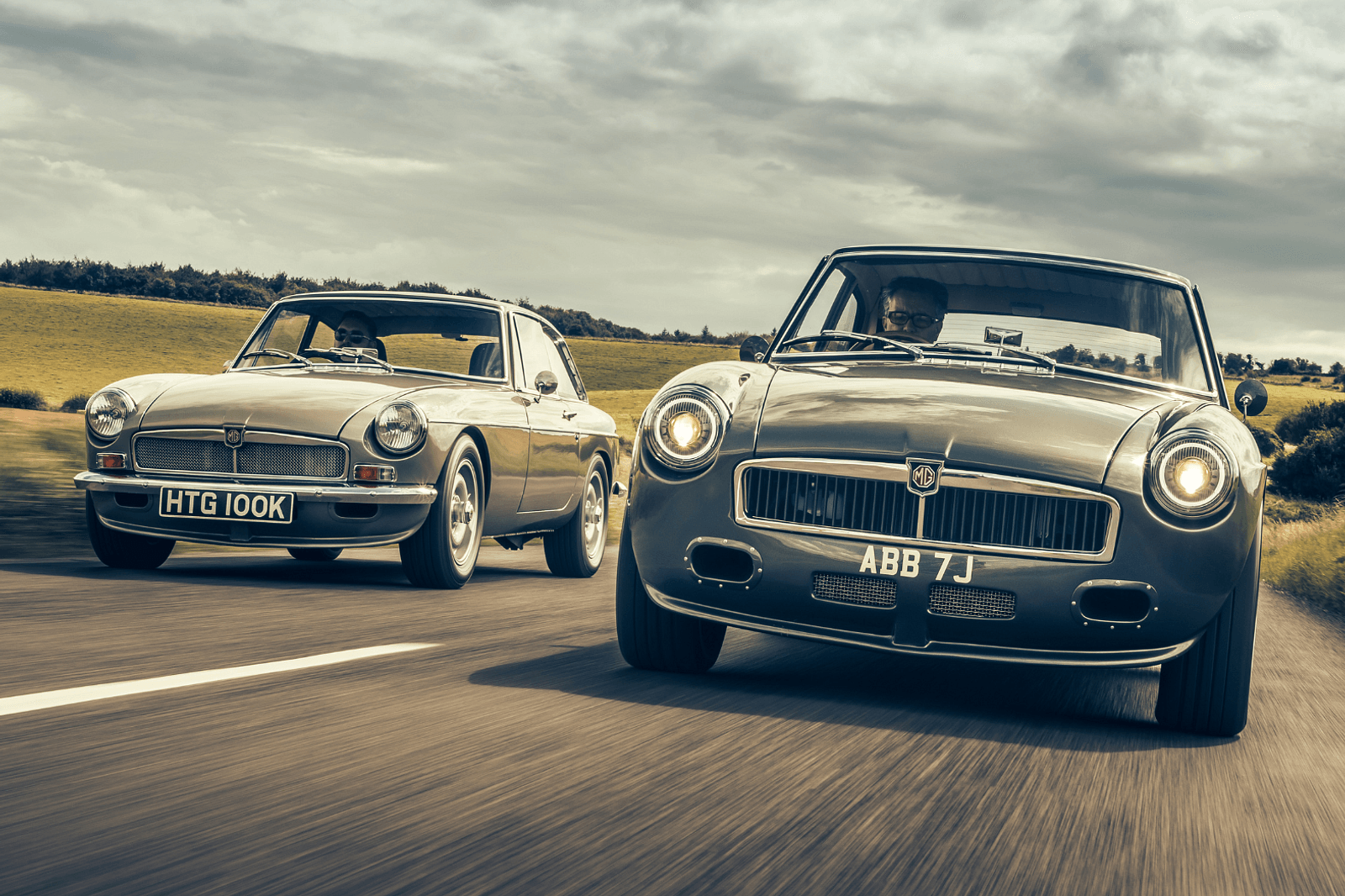 Estos son los espectaculares restomods del MGB: eléctrico o V8 ...