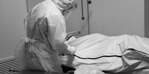 Proceso de embalsamamiento | SafetyCulture