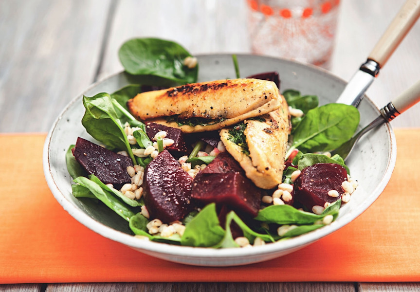 Herb-Stuffed Meatless Chicken Fillets With Salad | Quorn