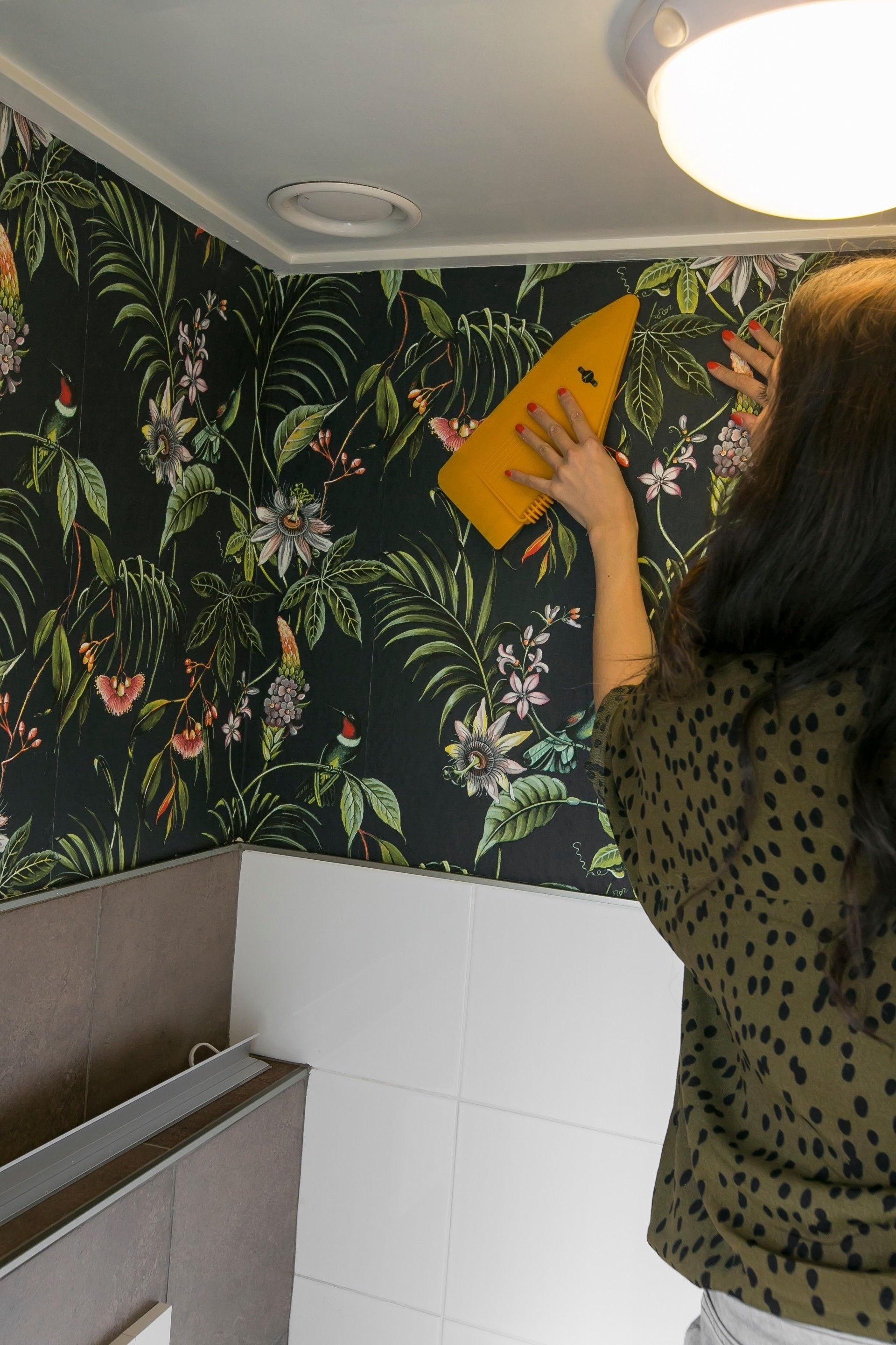 KARWEI | WC pimpen met behang