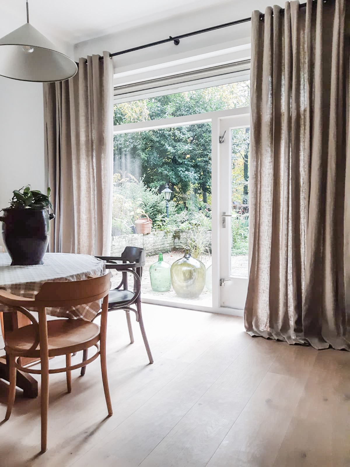 Marina test uit: linnen gordijnen op maat | Karwei