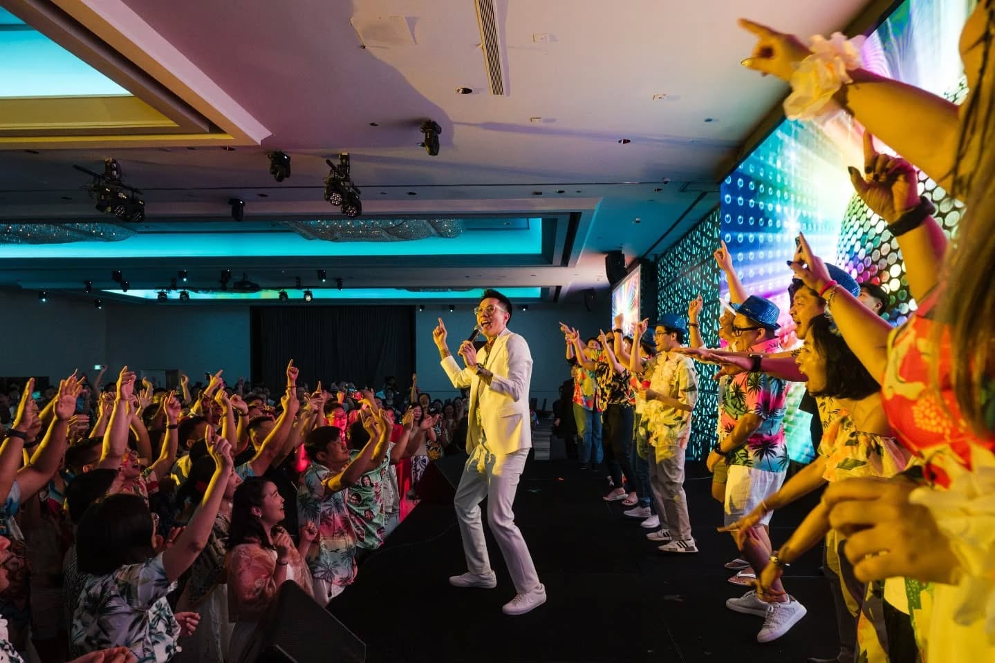 THE ULTIMATE GUIDE TO HIRING AN EMCEE FOR CORPORATE EVENTS IN SINGAPORE | EVENTAS ASIA