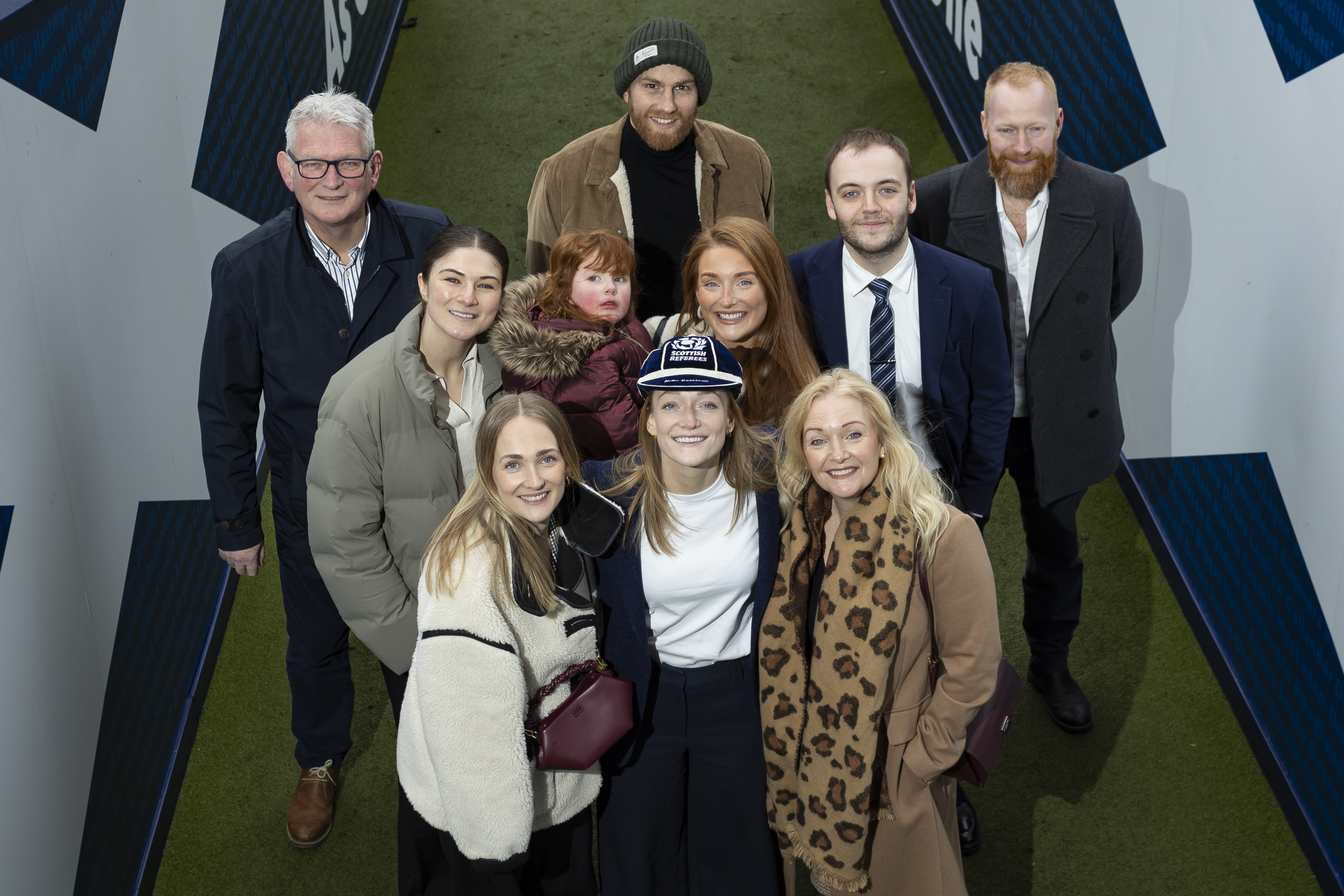 Hollie Davidson : « je suis fière de dire que je suis arbitre » - Six ...