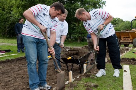 England and Leeds Carnegie Rugby Stars Support Keighley RFC’s RBS ...