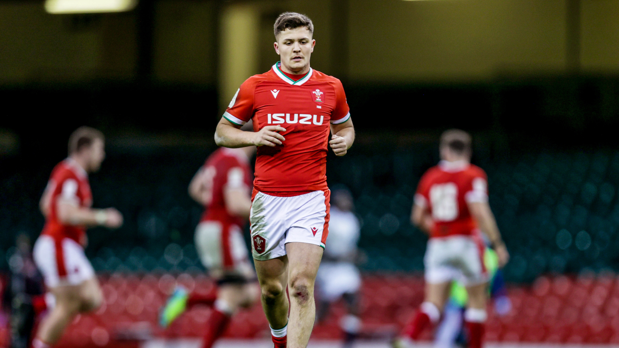 How Callum Sheedy helped swing the game for Wales - Guinness Men's Six ...