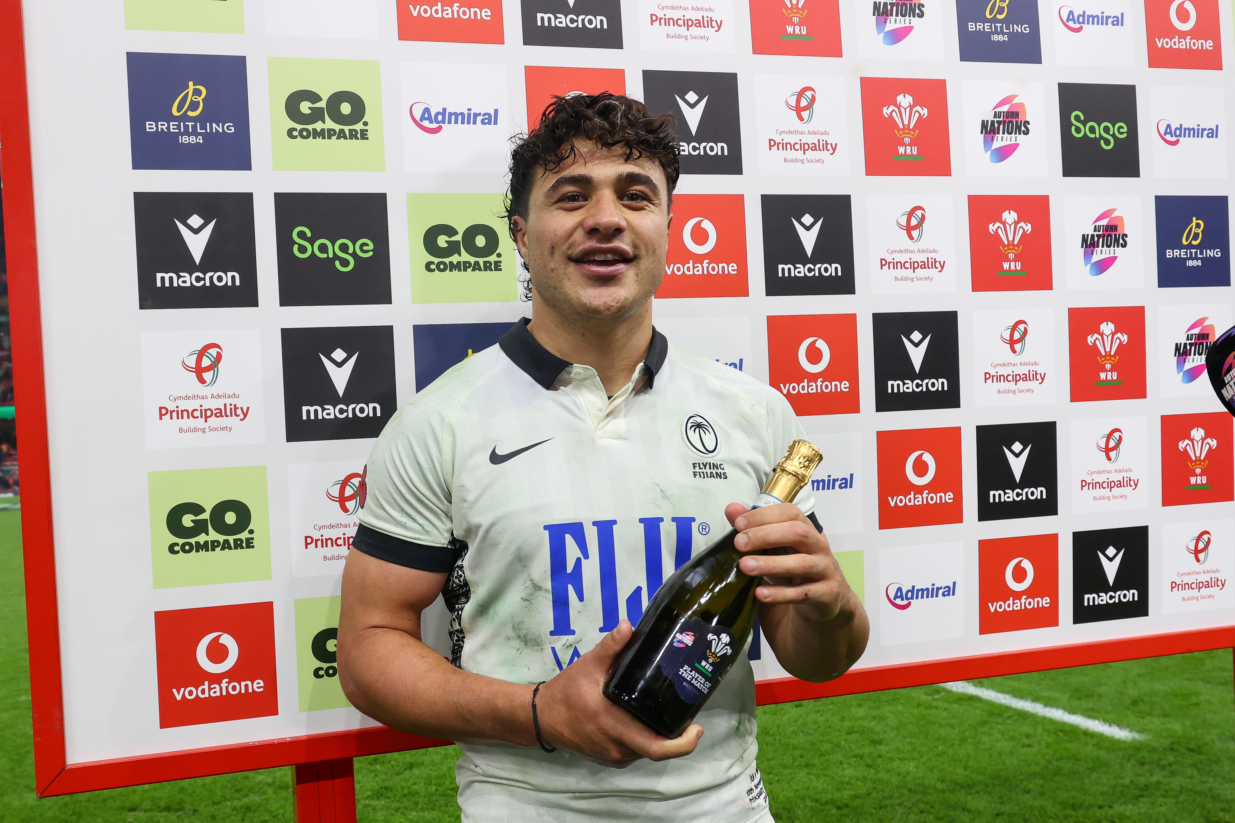 Caleb Muntz: The Fijian fly-half transforming Island rugby - Quilter ...