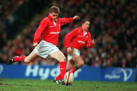 Thomas prolongs Neath career - Guinness Men's Six Nations