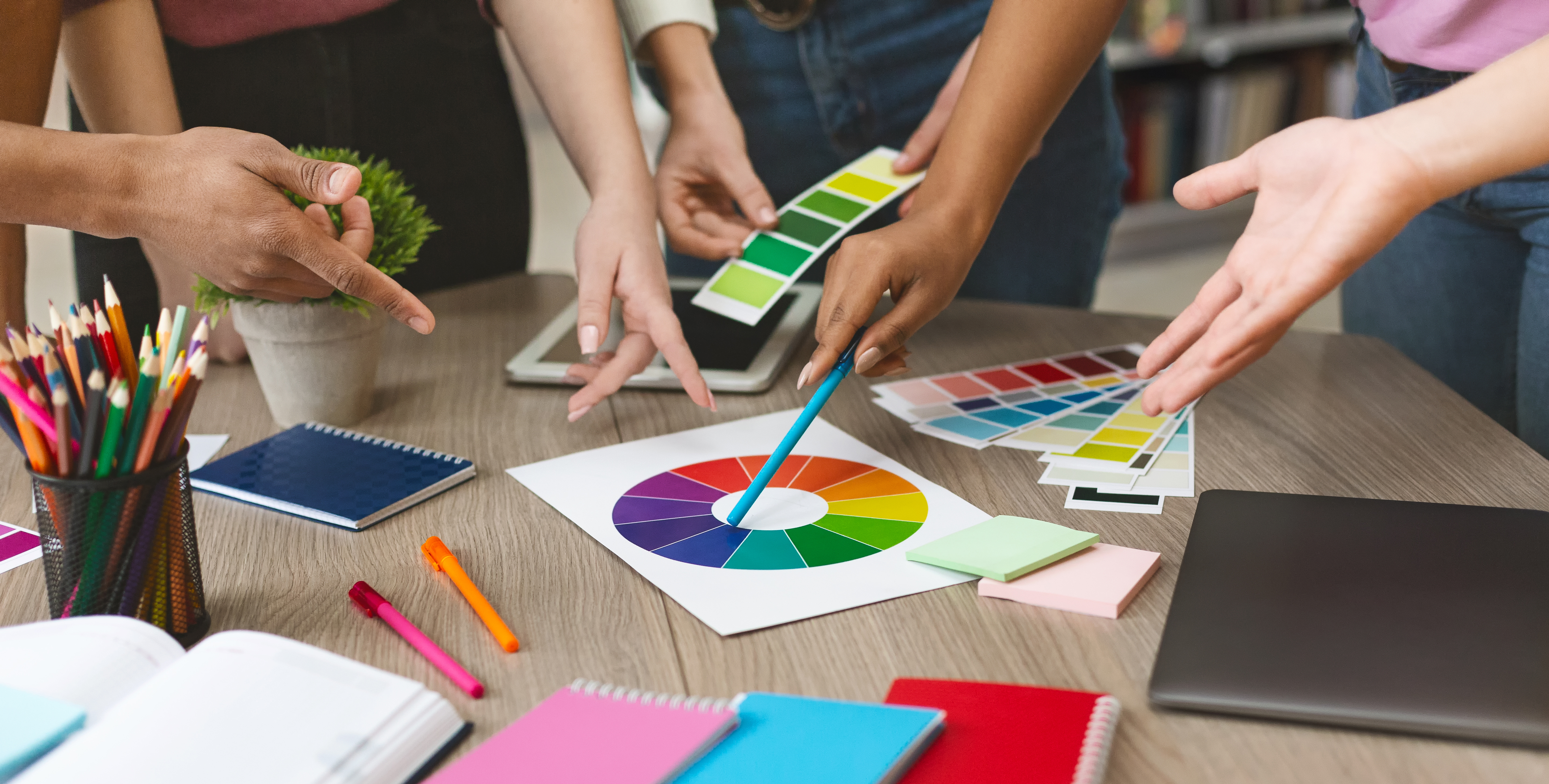 Social Media Style Guide with Tips and Examples | Sprinklr