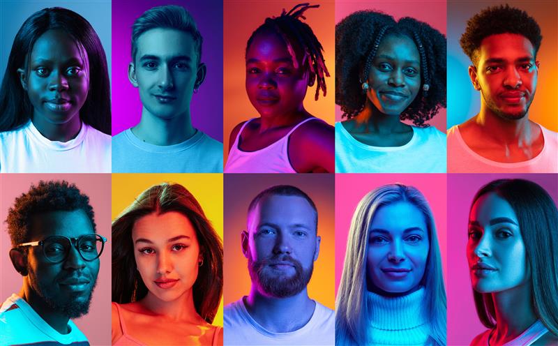 What Is Customer Profiling: Types and Examples | Sprinklr