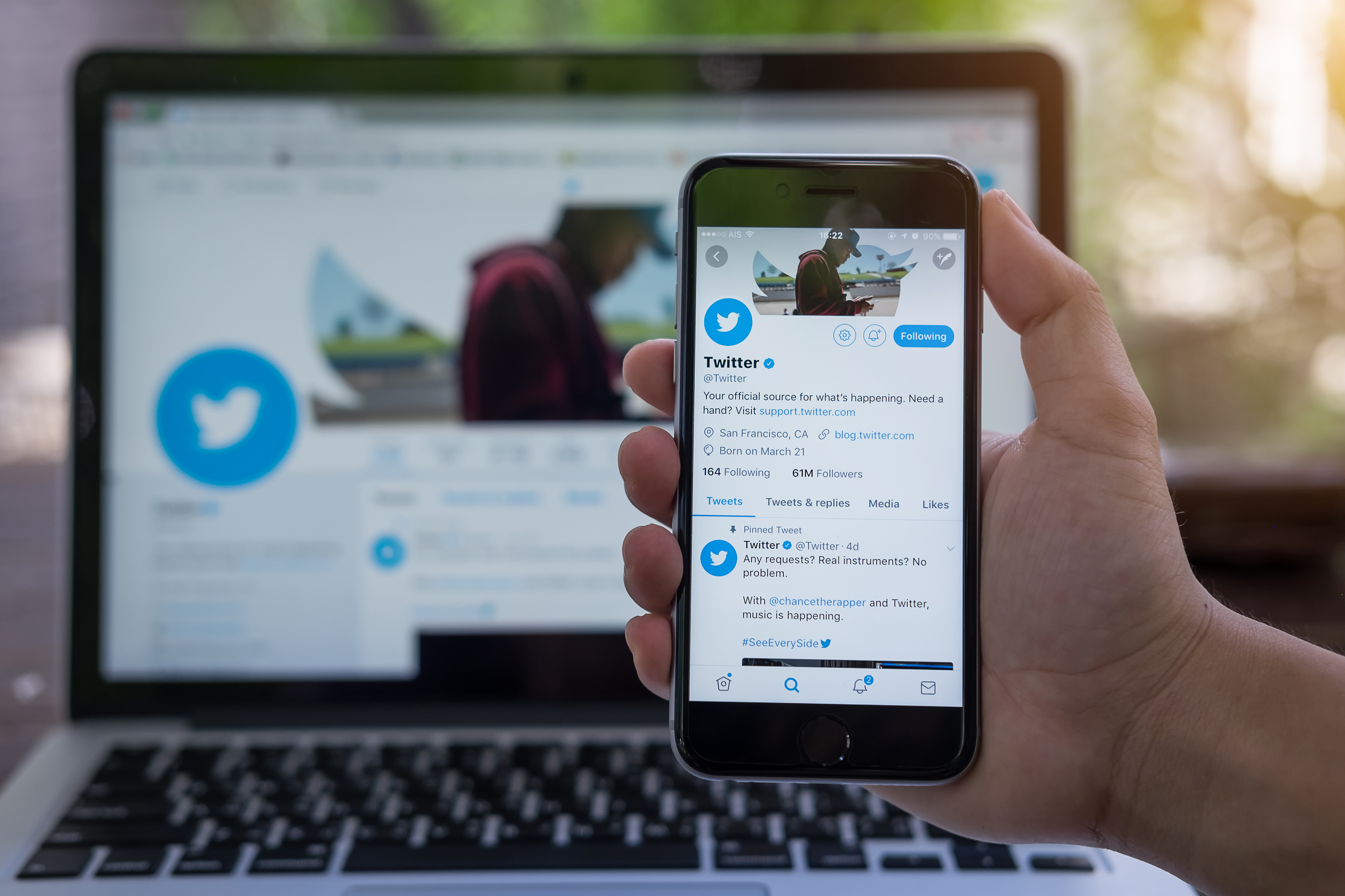 Social Media Trends to Strategize Your Year (2026) | Sprinklr