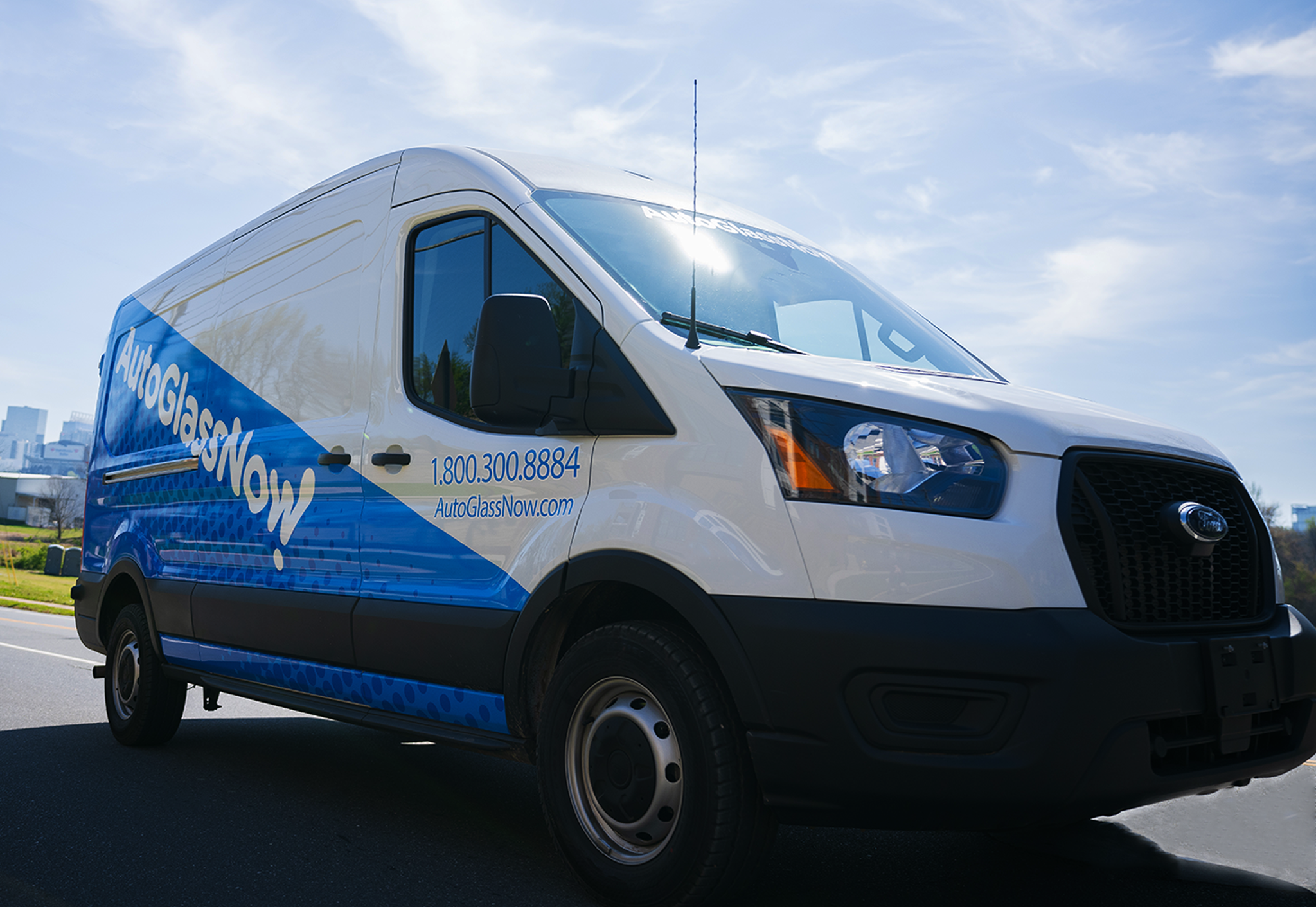 Fast Windshield Repair for Chips & Cracks | Auto Glass Now