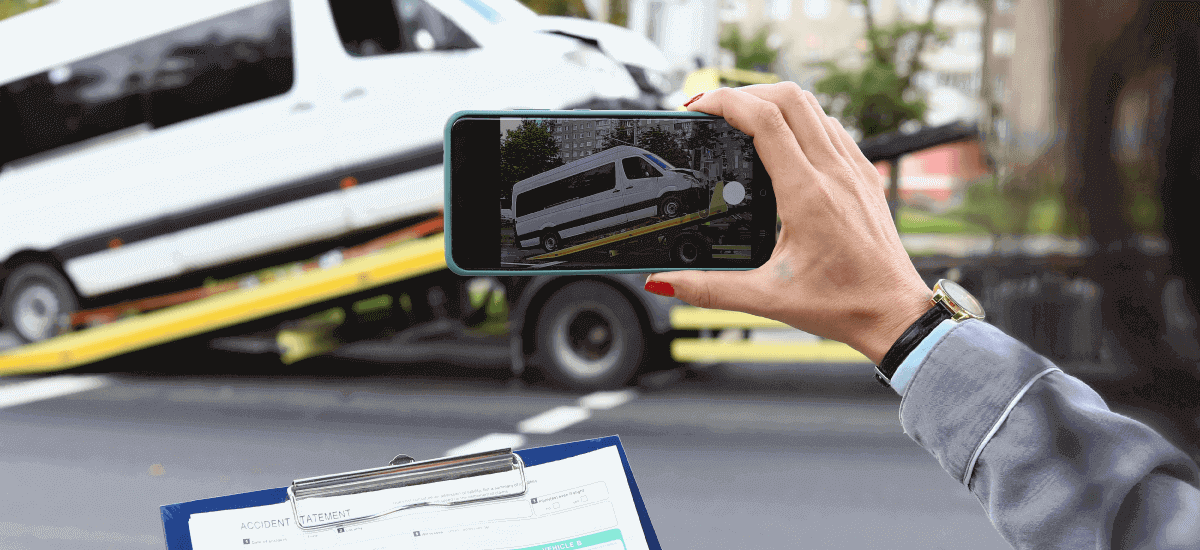 What is the Difference Between Comprehensive and Collision Insurance?