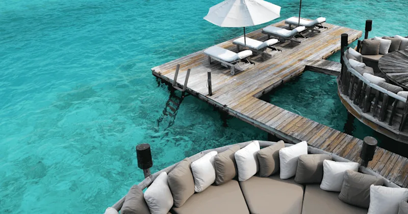 Top 10 Best Luxury Resorts & Hotels in the Maldives