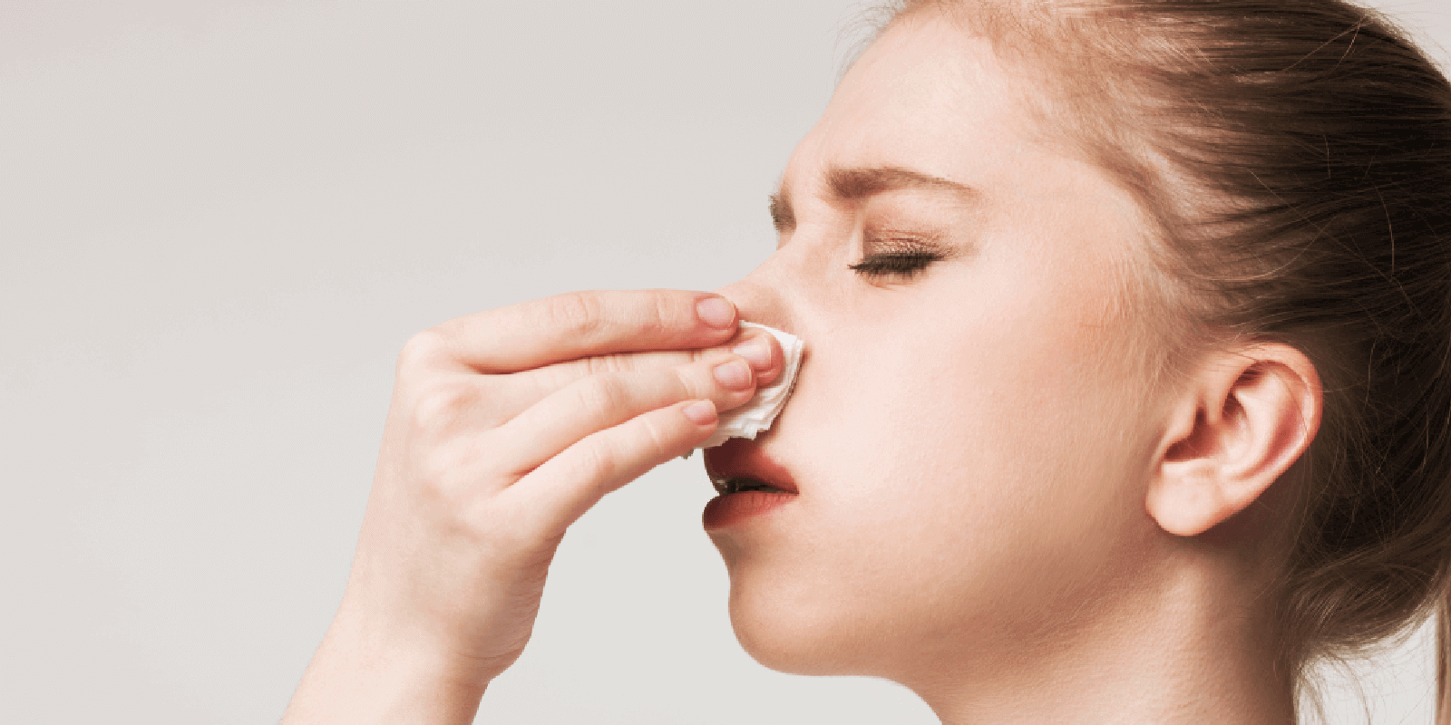 First Aid for Nosebleeds : Symptoms, Causes & How to prevent