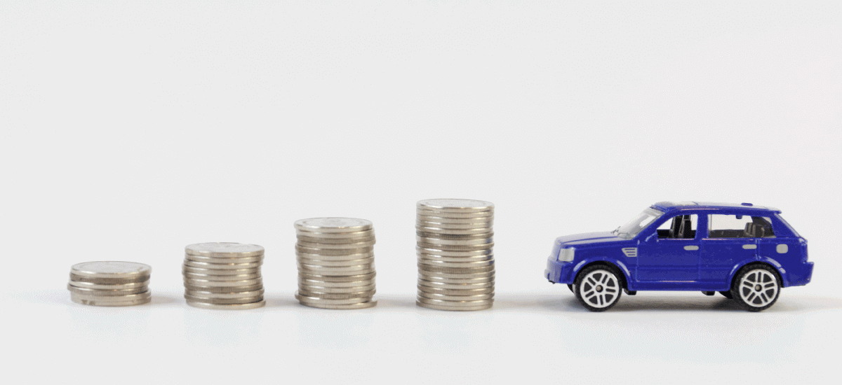Car Insurance Loyalty Discount: How it Works, Pros and Cons
