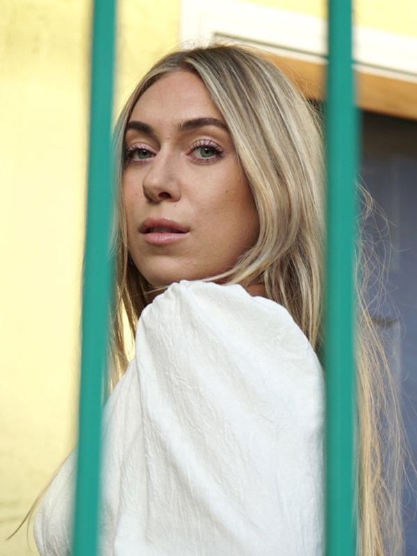 Amy West's Instagram, Twitter & Facebook on IDCrawl