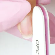 Limer et mettre en forme des ongles | OPI France