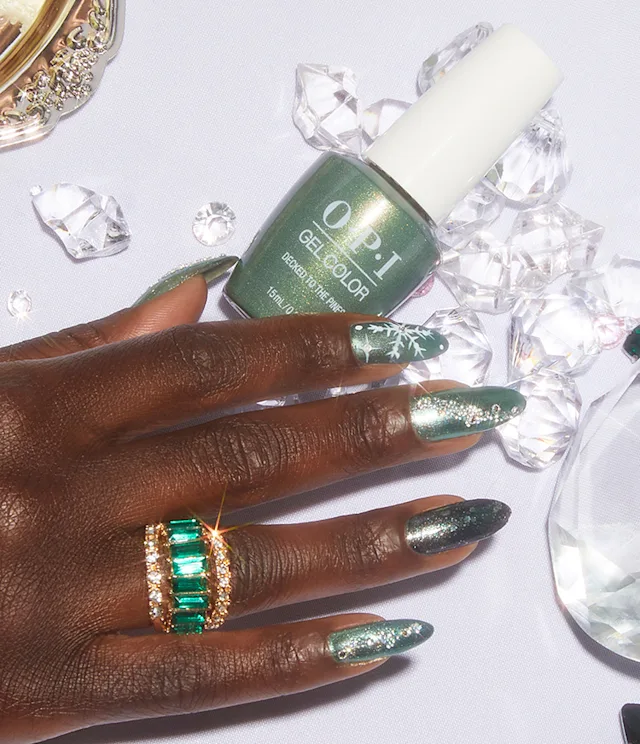 Frosted in Fir Snowflake Linework Embellished Pro Nail Art | OPI.com