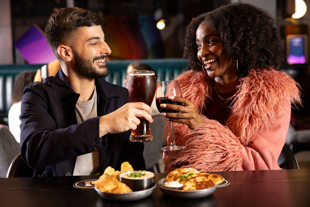 Blog | Puttshack: New Happy Hour at Puttshack: EAT. DRINK. TEE UP.