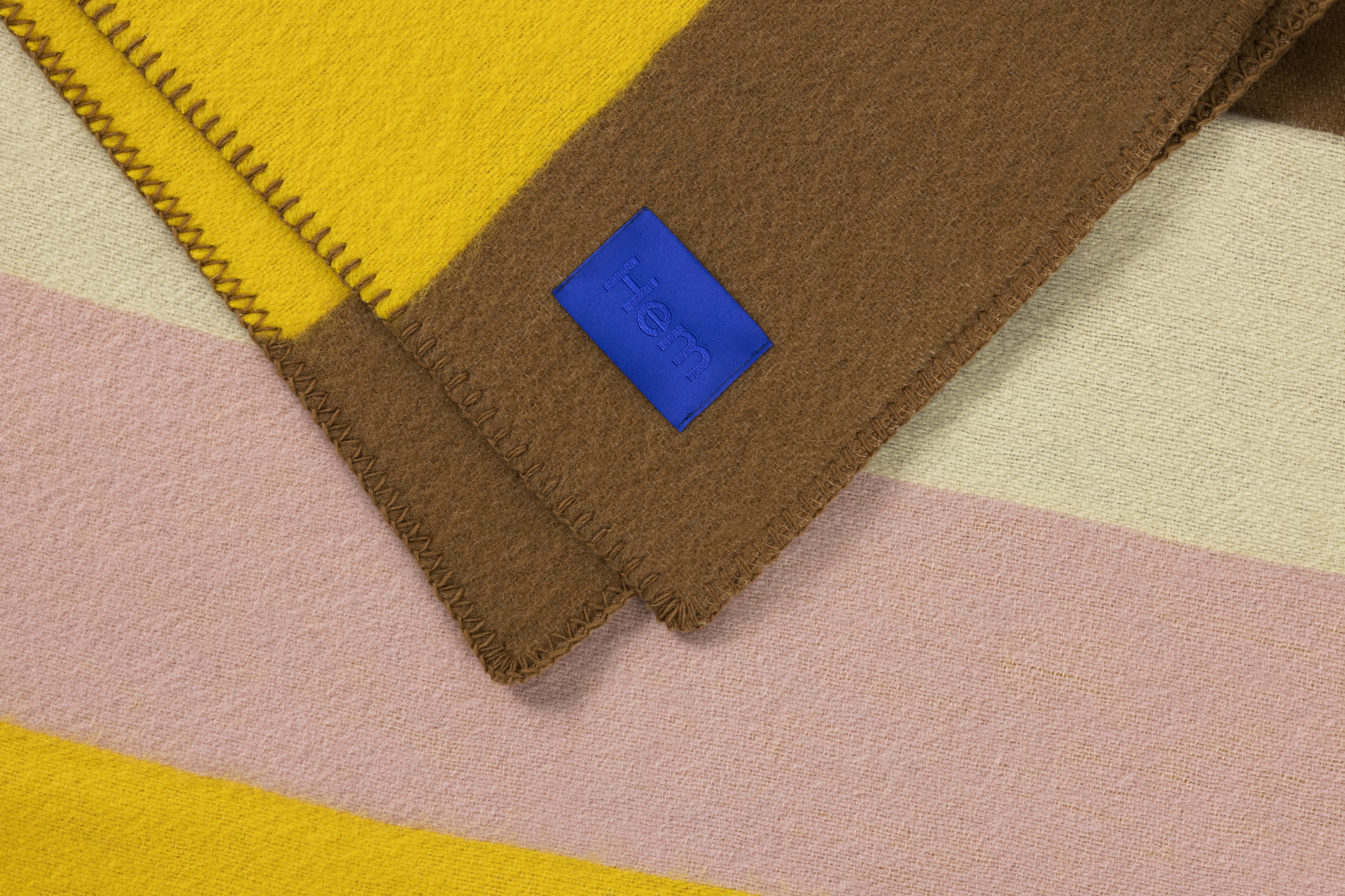 Block Throw, Canary — Hem