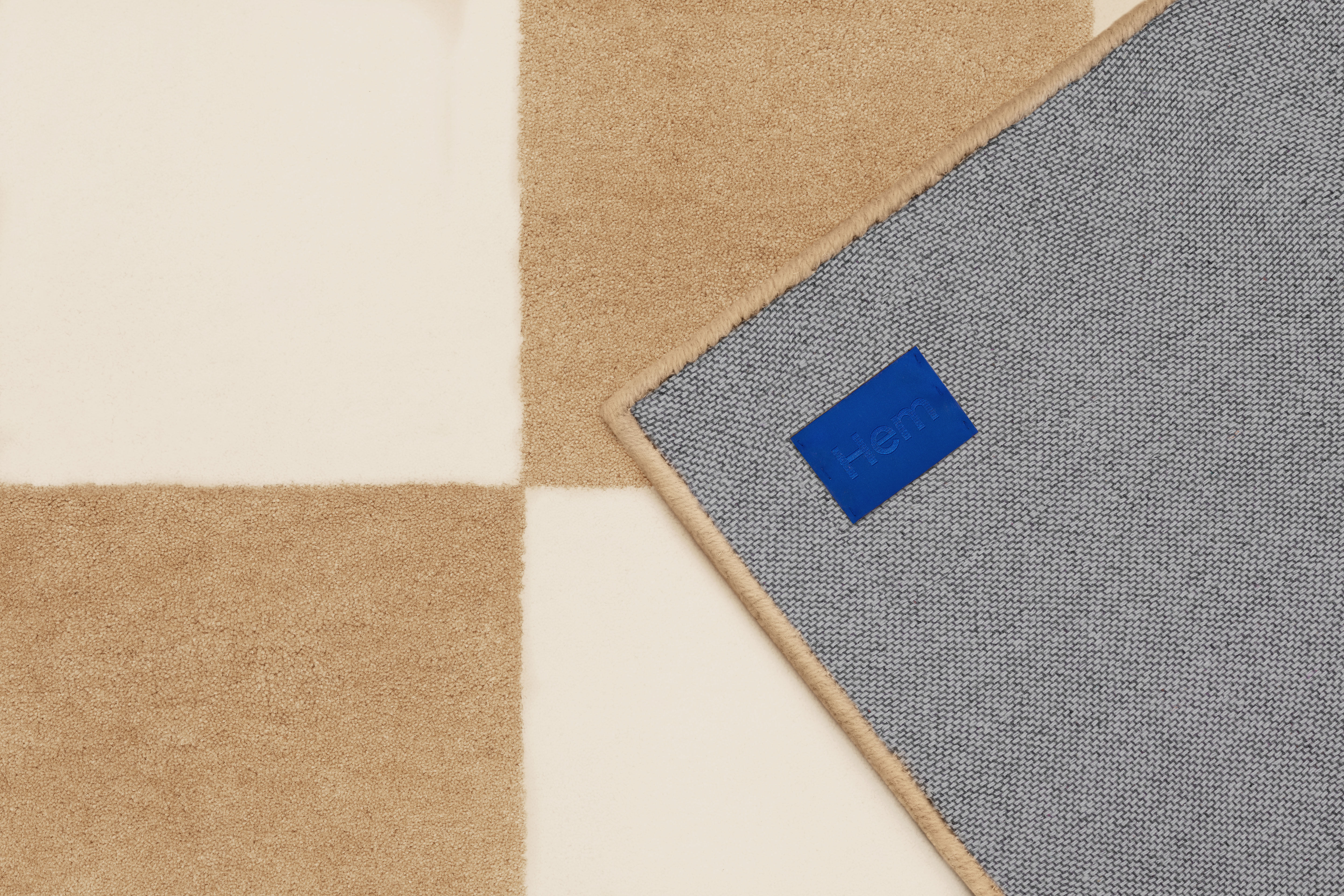 Pattern Rug Large, Off-white / Cream Check — Hem