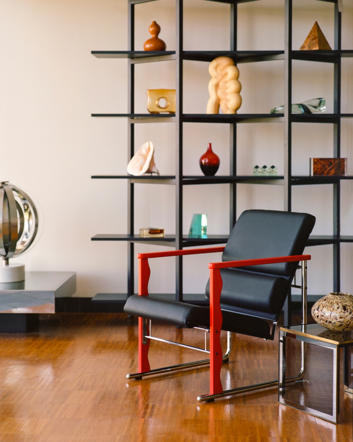 Imaginative designs of obsessive quality — Hem