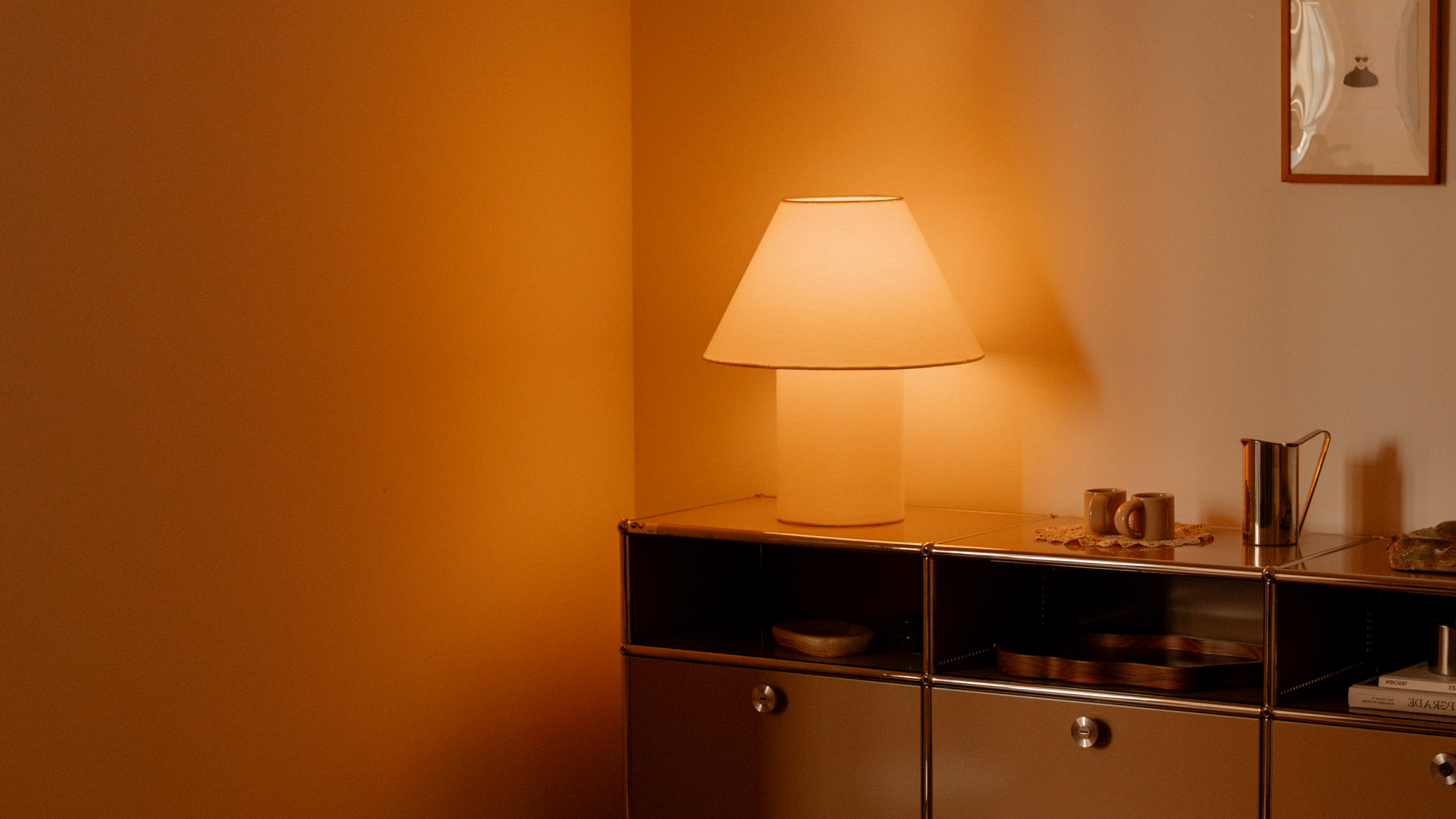 Imaginative designs of obsessive quality — Hem