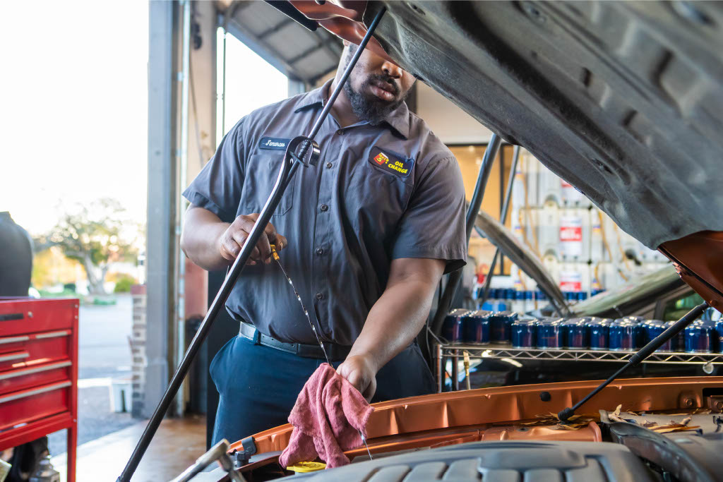 The Top 7 Benefits of Oil Changes—and Why They’re Important