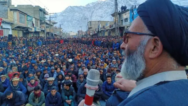 Shia cleric Agha Baqir al-Hussaini detained on charges of blasphemy ...