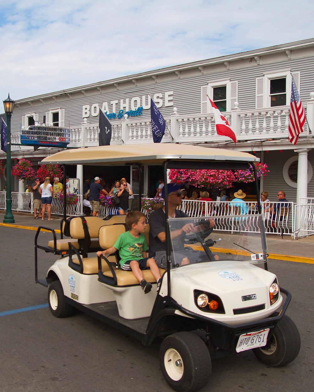 Traditional German-Style Bar and Restaurant | Biergarten at Put-in-Bay