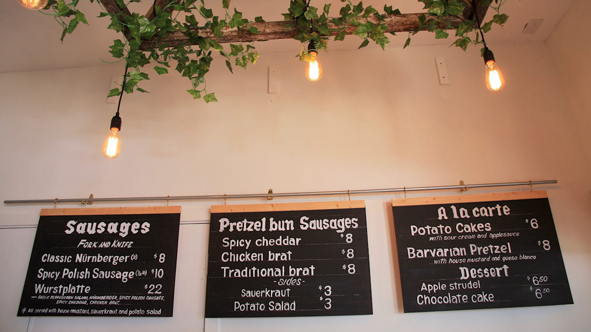 Traditional German-Style Bar and Restaurant | Biergarten at Put-in-Bay