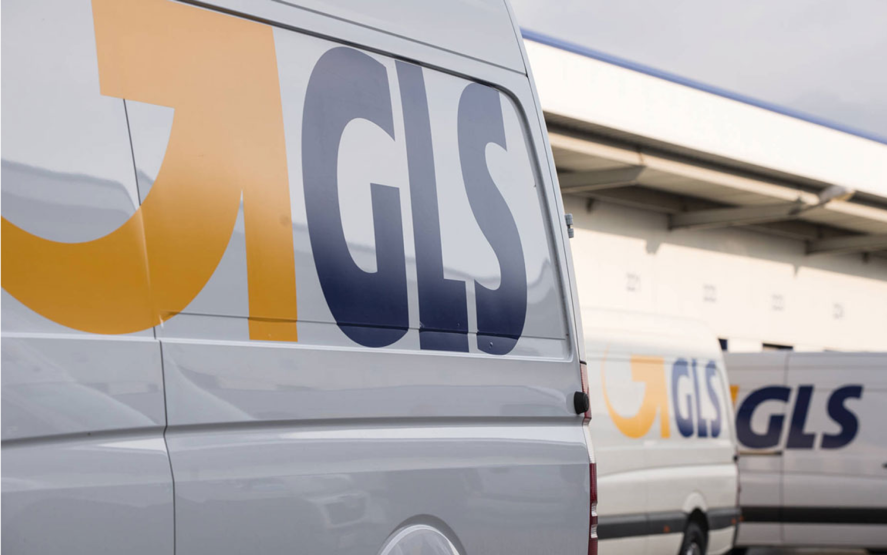 GLS Couriers | UK Parcel Delivery Services & Tracking | Parcel2Go