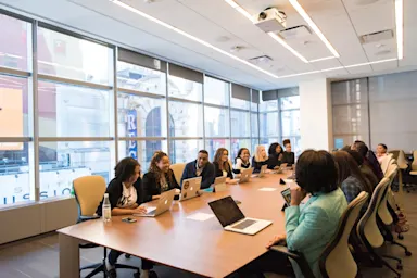 Board Management 101: What is the board of directors? | DocSend