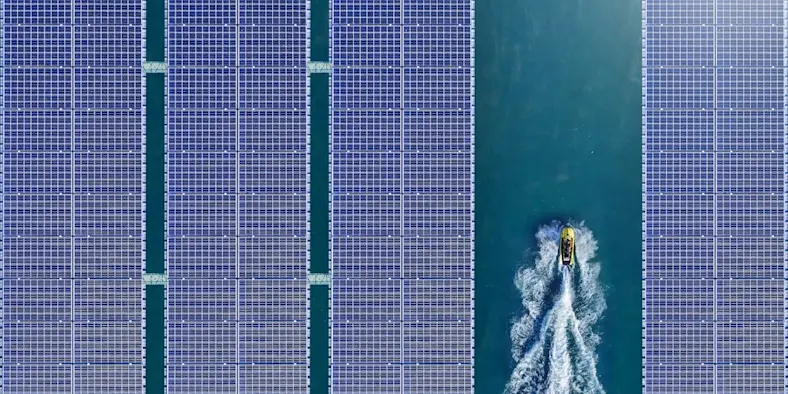 Solar architecture: 5 ways to improve design & embrace solar panels