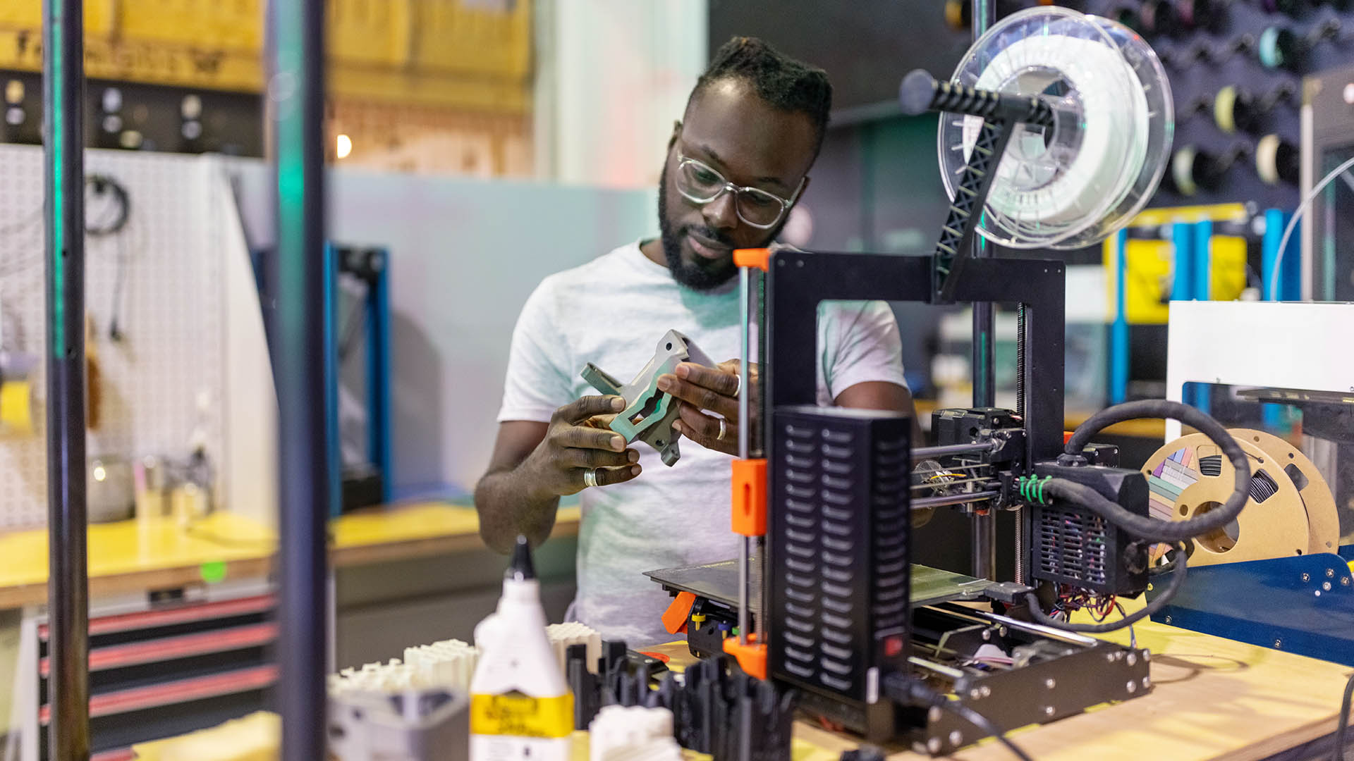 Balancing risks and rewards of innovation in manufacturing