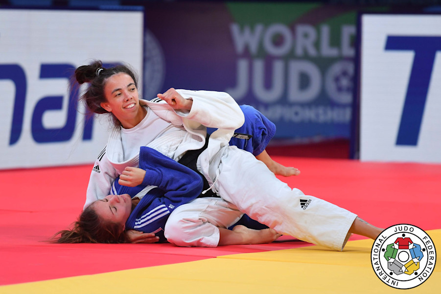 Chelsie Giles Clinches World Judo Championship Silver Team Gb