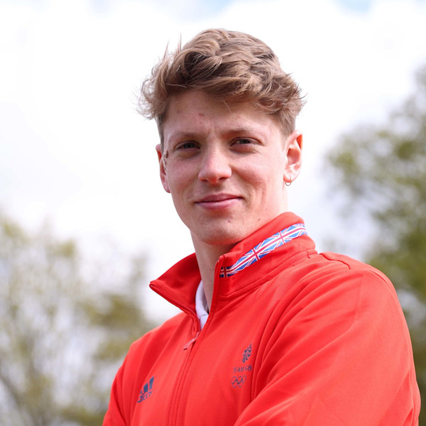 Who is Hector Pardoe: Team GB's marathon swimmer on a mission | Team GB