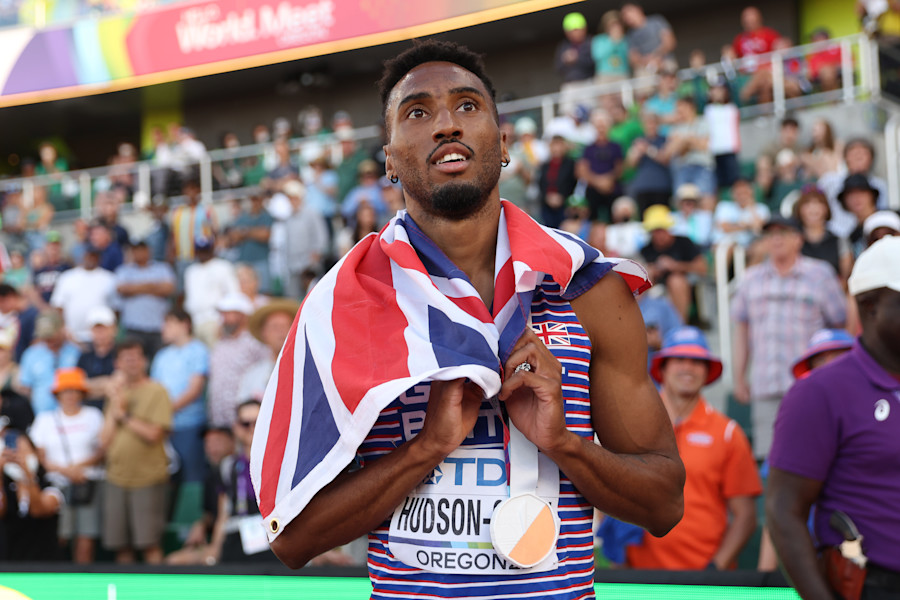 Hudson-Smith graduates with brilliant world 400m bronze | Team GB