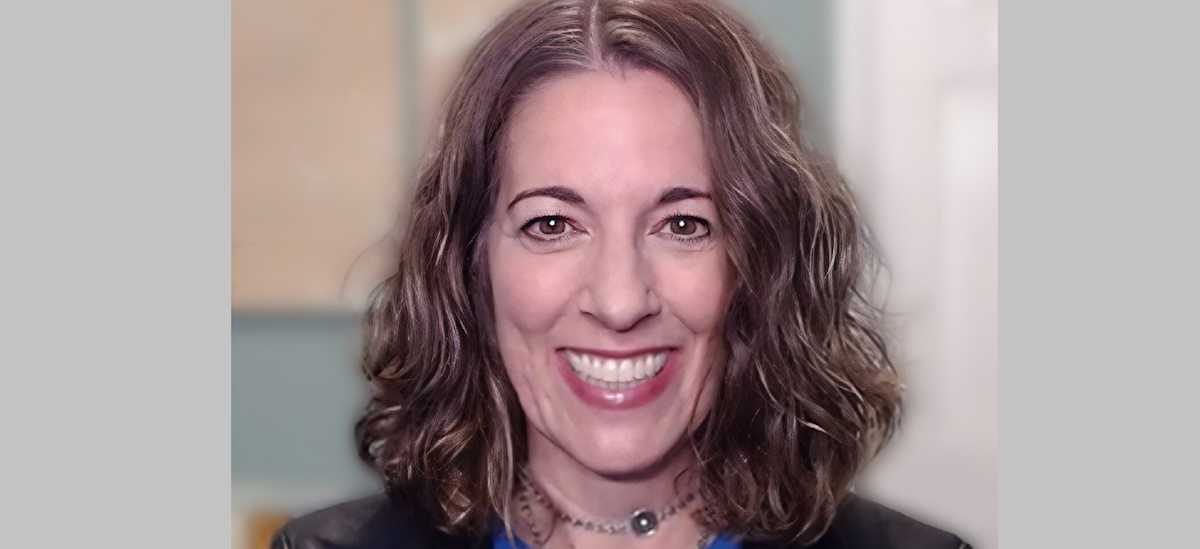 How Microsoft U.S. President Deb Cupp Levels the Playing Field for ...