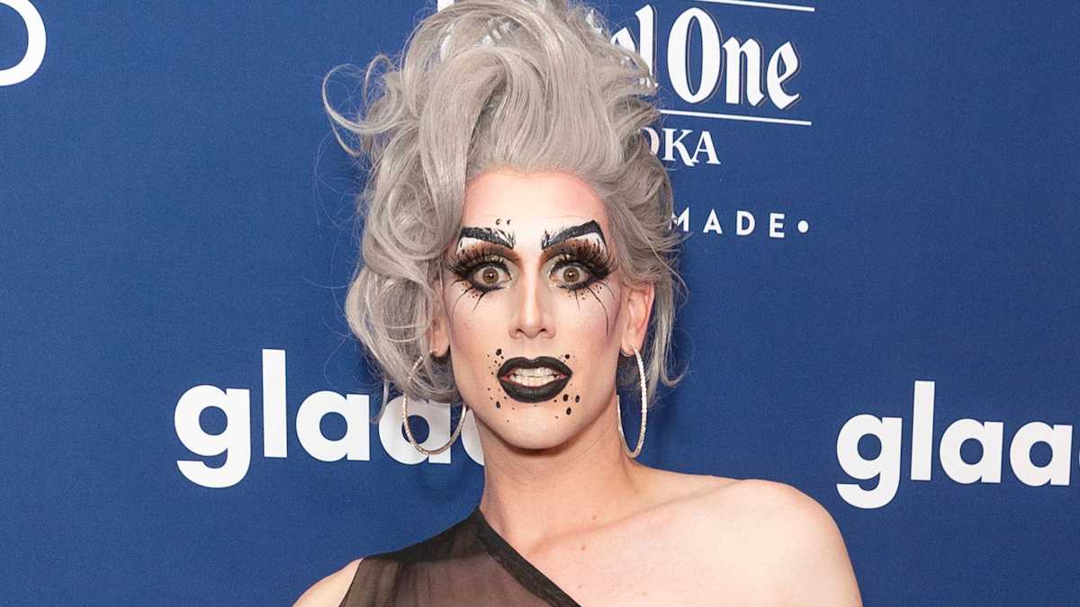 'Rupaul's Drag Race' Contestant Dusty Ray Bottoms On Being 'Proudly ...