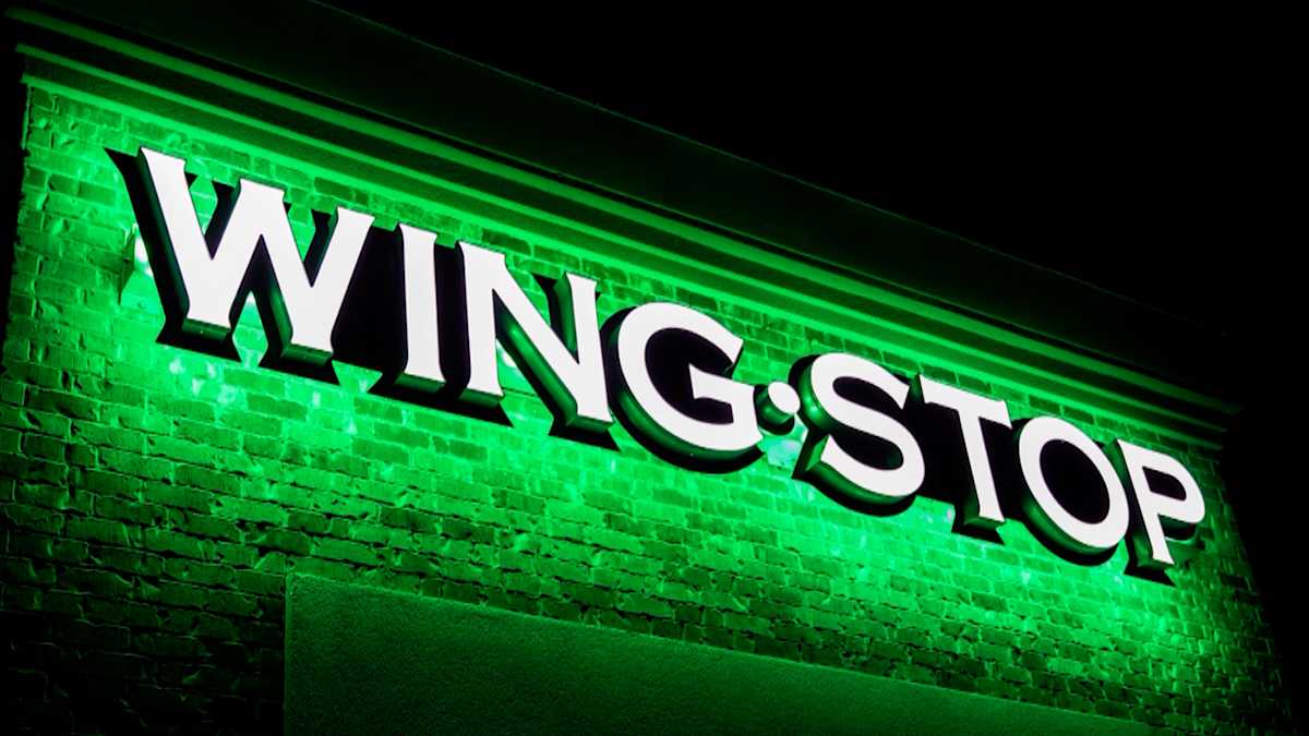 Wingstop CEO Discusses Successful Q2, Chicken Sandwich Debut