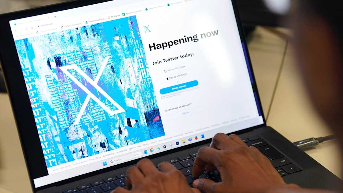 Probe Launched Into Giant 'X' Logo on Twitter Building