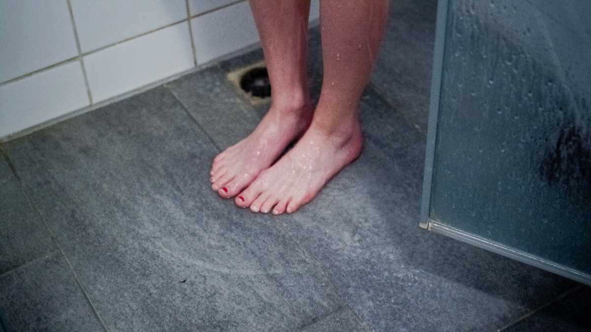 5 Body Parts People Forget to Wash