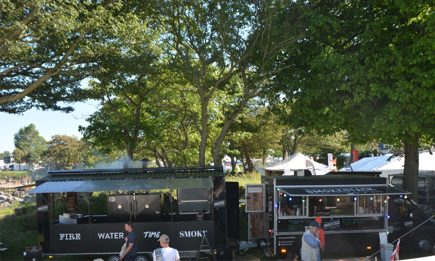 SMOKESTACK BAR-B-QUE