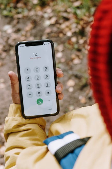 5 Phone Contacts You Need Before Rehab