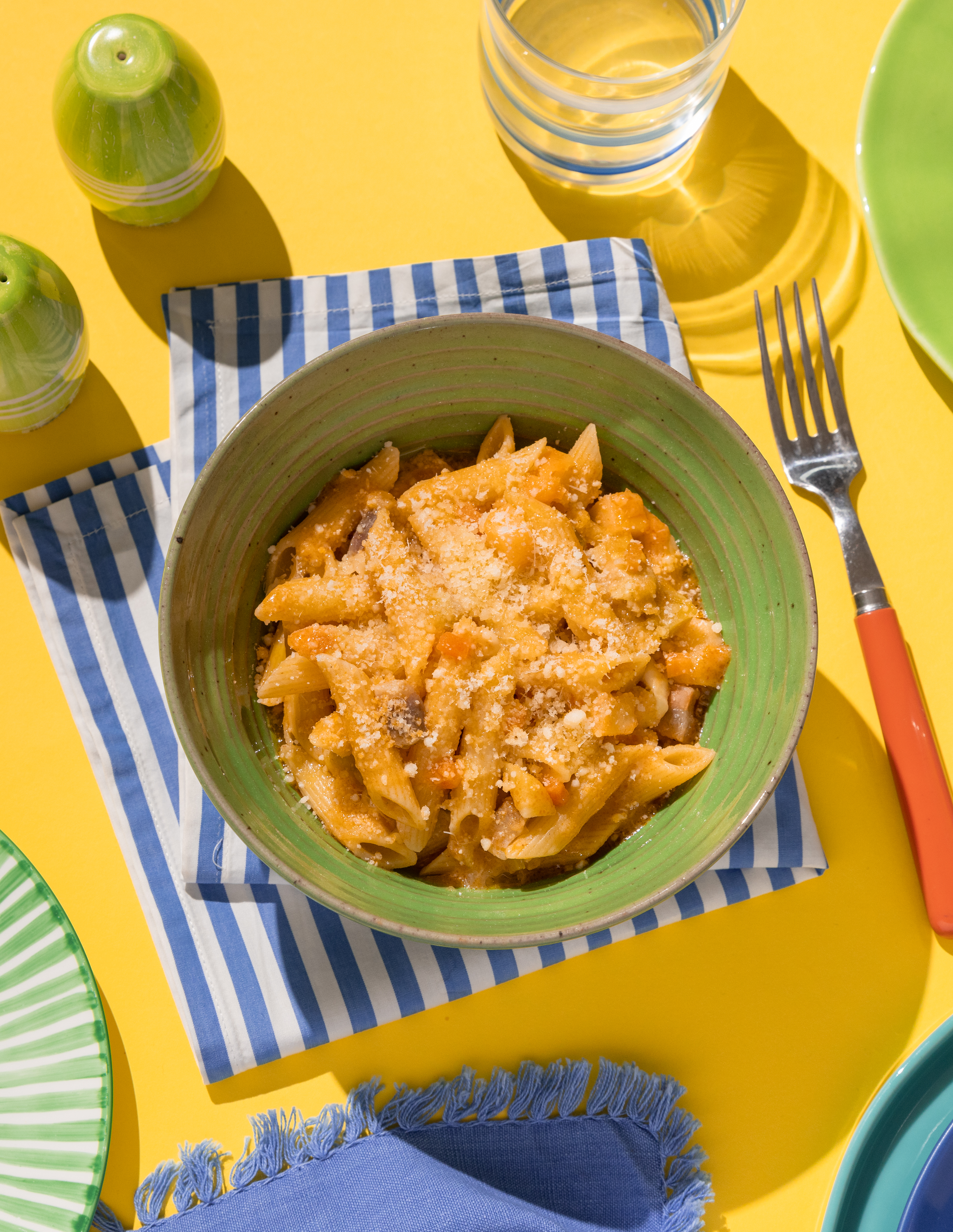 Pasta with potatoes and provola: the easy and tasty Neapolitan recipe ...