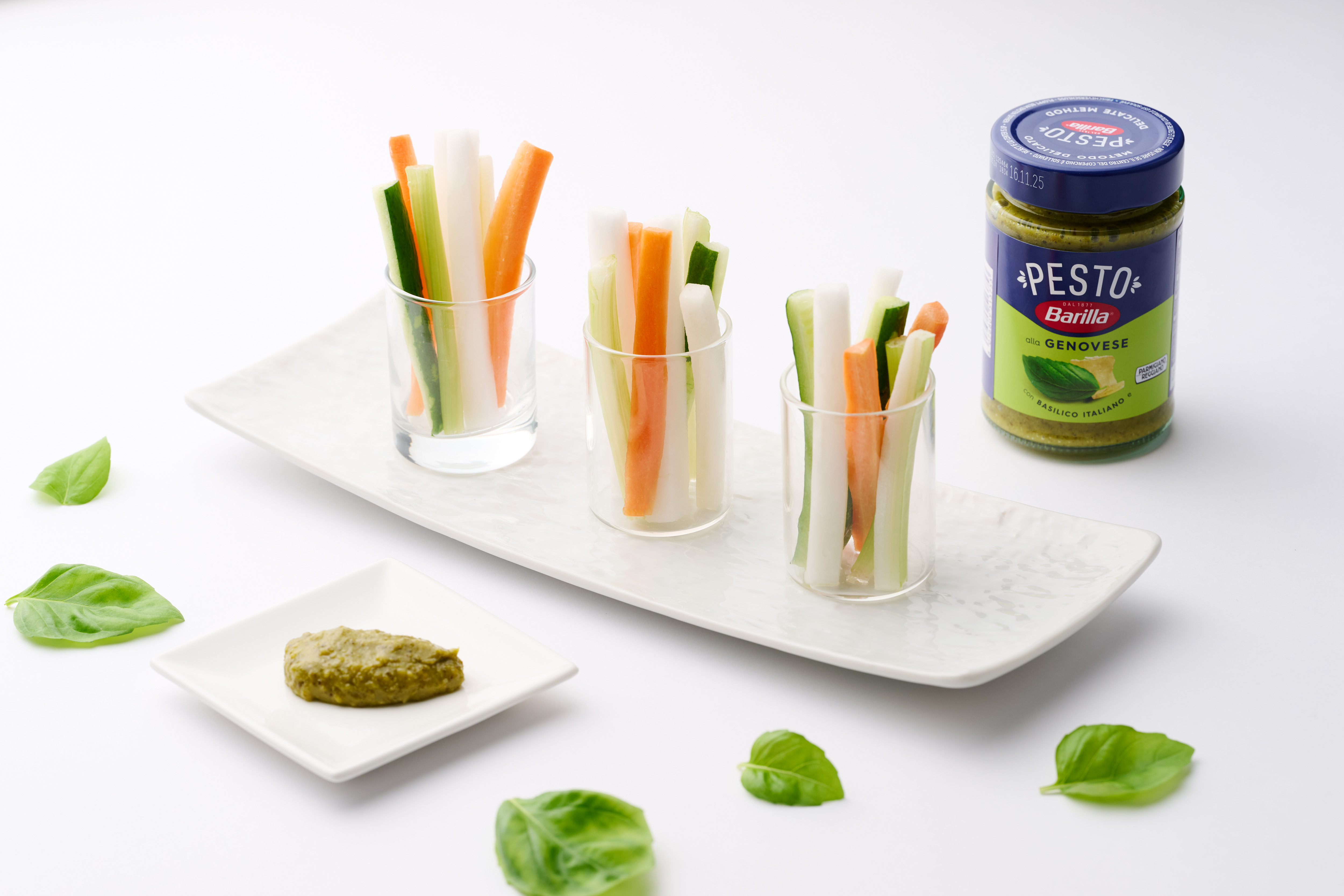 野菜スティック ジェノベーゼソース | Barilla Japan | バリラジャパン