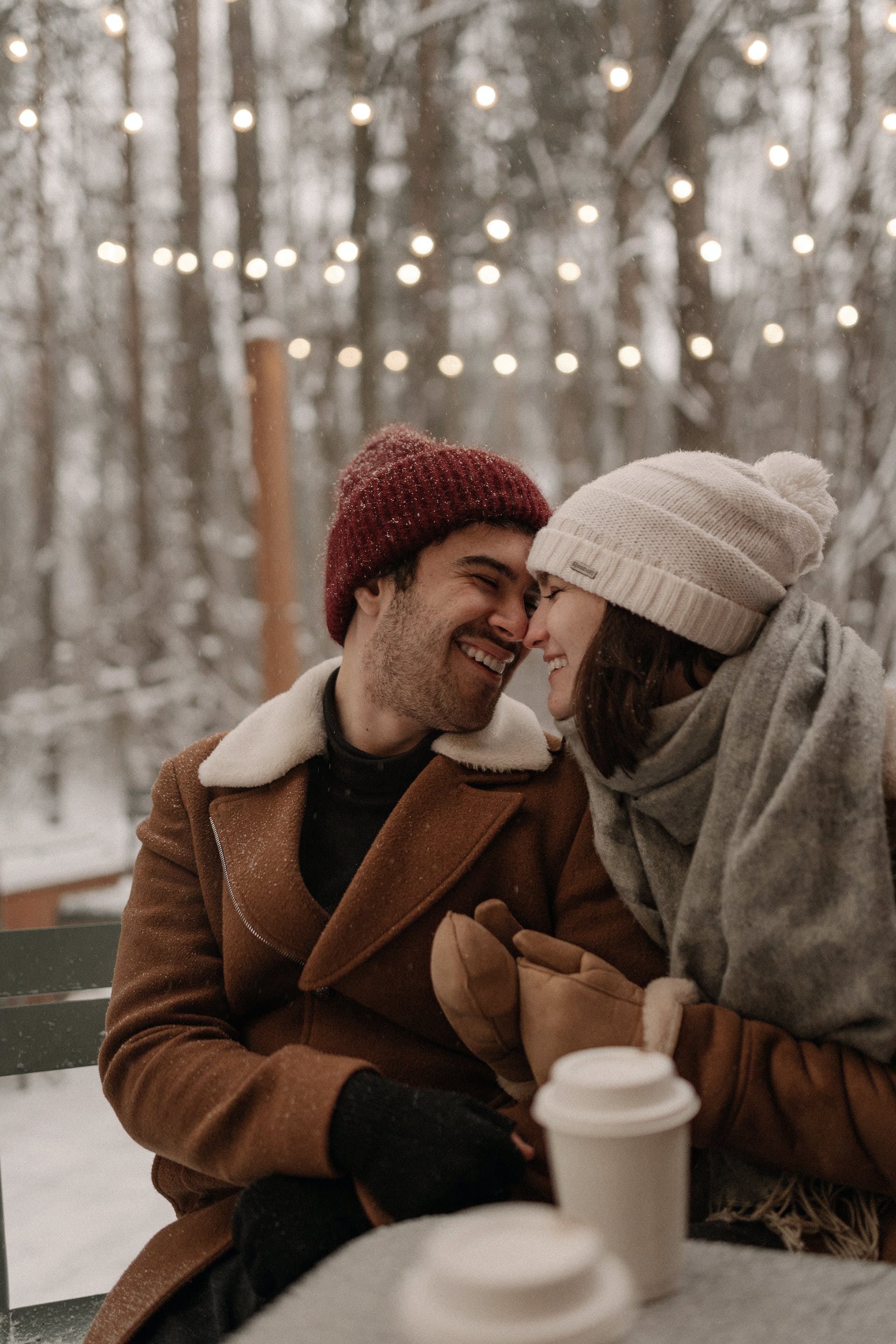 20 Fun Winter Date Ideas for Keeping Warm