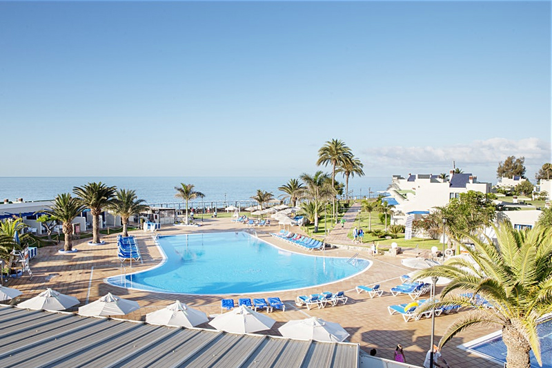 Bestill en aktiv ferie med svømming | TUI.no